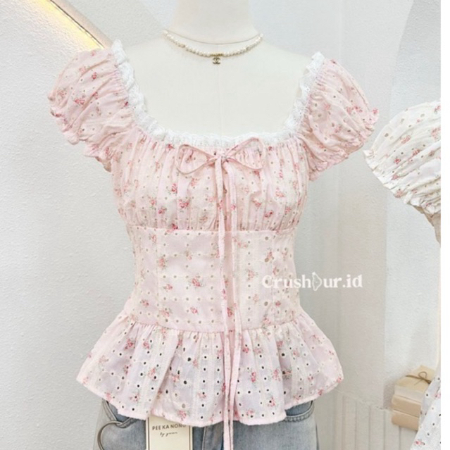 Jual Crushour | Zora Top | Atasan Wanita Bunga Bunga Lucu Sabrina Cute ...