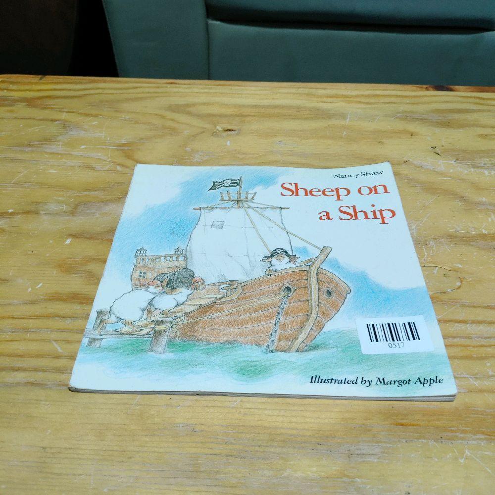 Jual Buku Sheep on a Ship English | Shopee Indonesia