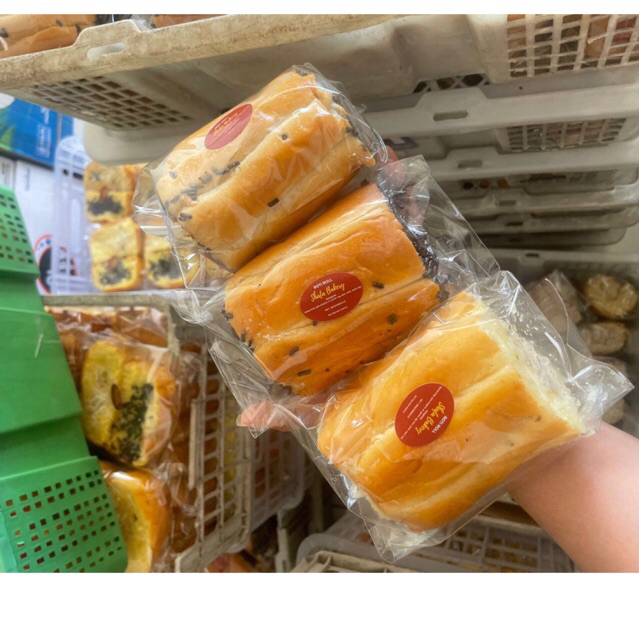 Jual ROTI ROLL SAFA BAKERY | Shopee Indonesia