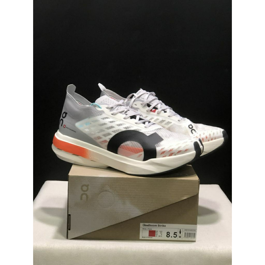 Jual SEPATU RUNNING ON CLOUD BOOMSTRIKE WHITE GREY ORANGE | Shopee ...