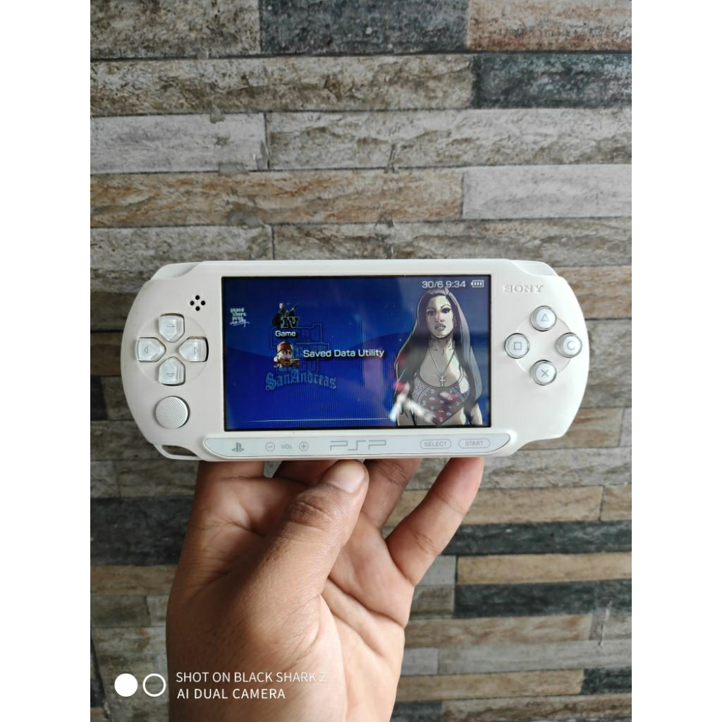 Jual psp E1000 stret 8gb | Shopee Indonesia