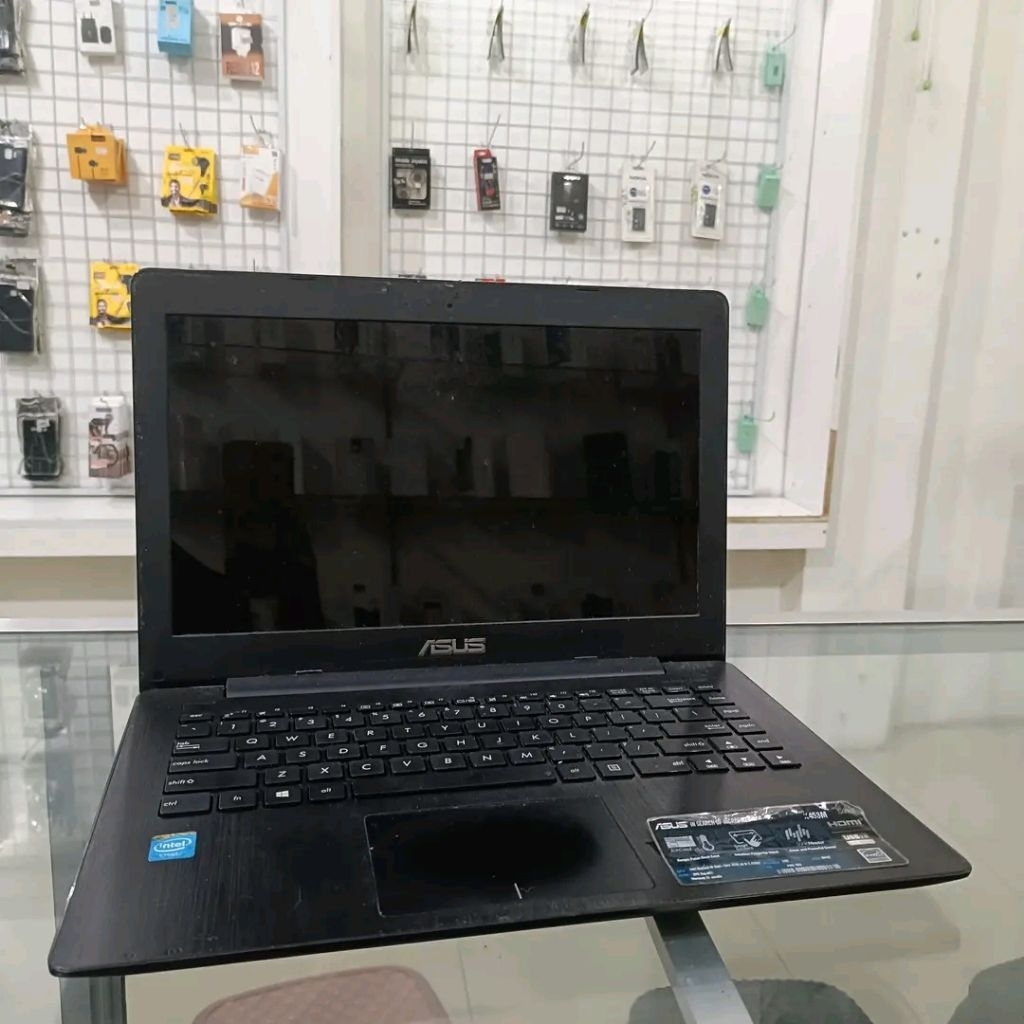 Jual Asus x453m 2/500 (White spot, keyboard sebagian tidak bisa ...