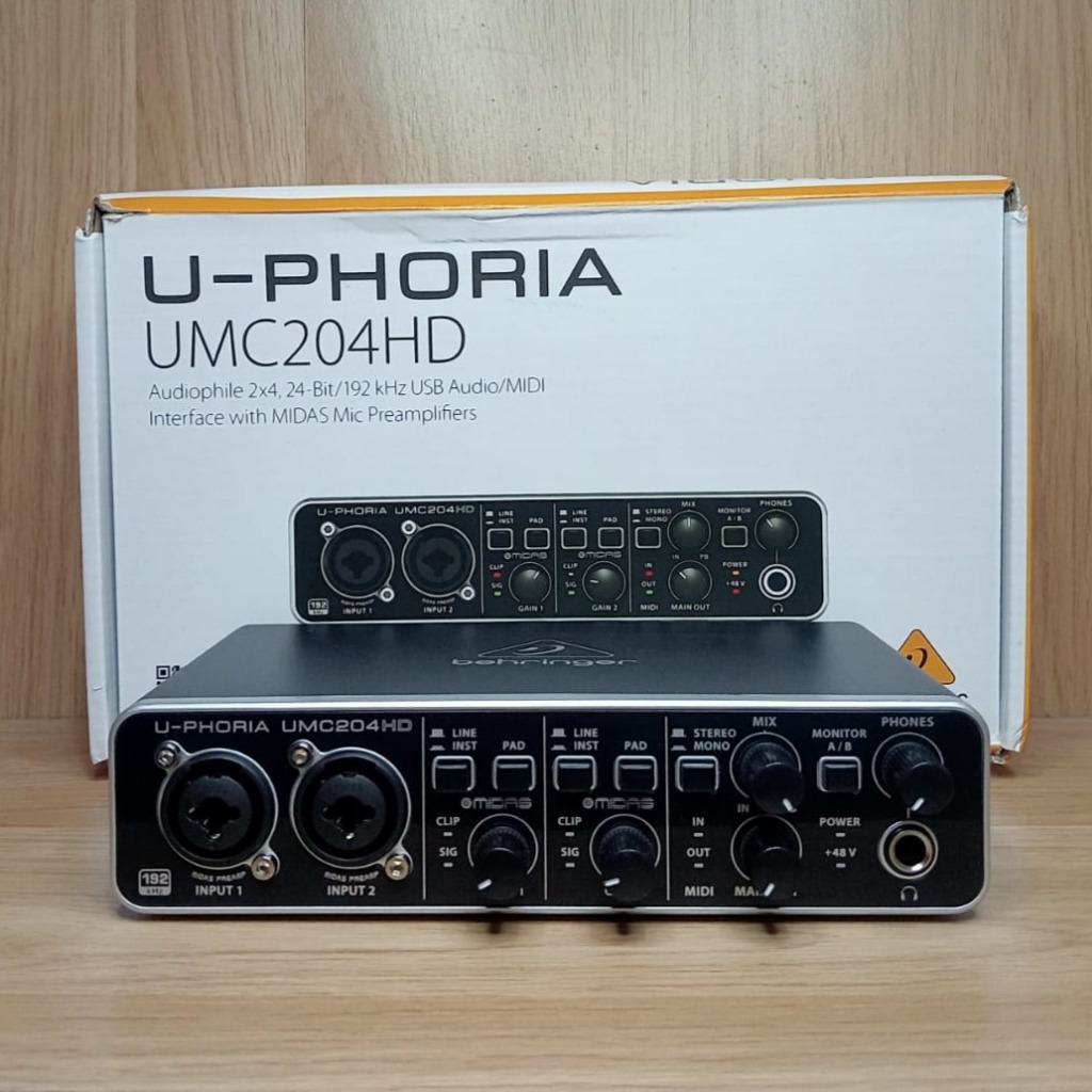 Jual Behringer U-Phoria UMC204HD Soundcard | Shopee Indonesia