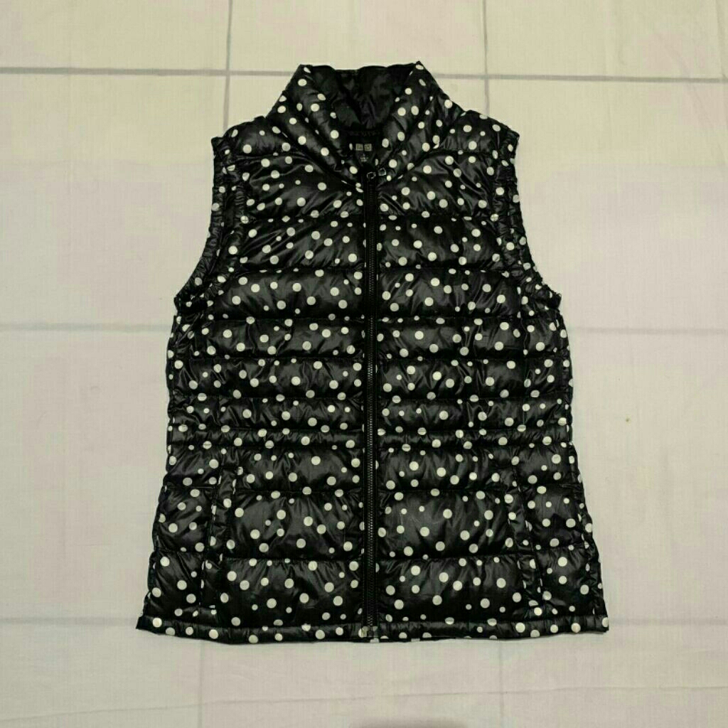 Jual ROMPI UNIQLO ULTRALIGHT DOWN | Shopee Indonesia