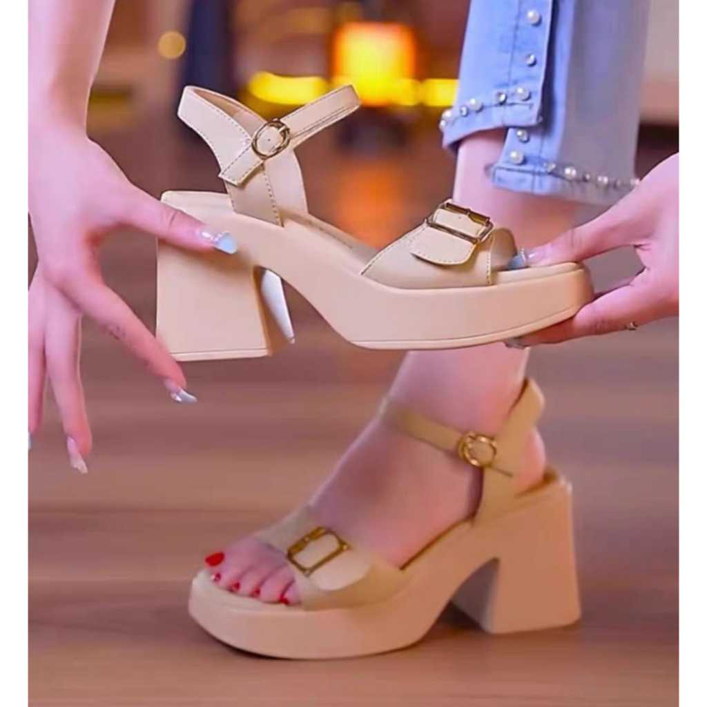 Jual Jejak Sandal Heels Hak Tinggi Wanita dengan Tali Gesper Tinggi 8 ...