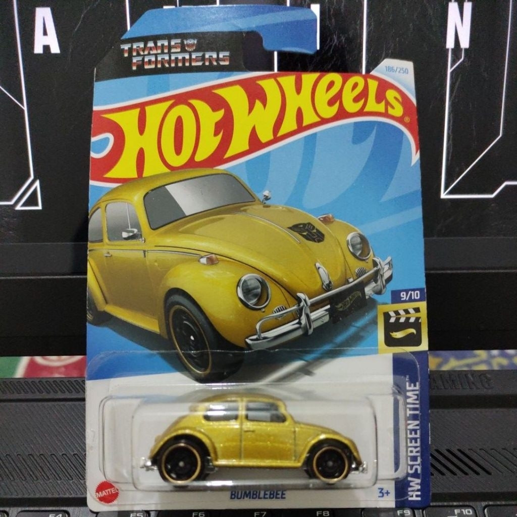 Jual Hot Wheels Regular Transformers Bumblebee Gold | Shopee Indonesia
