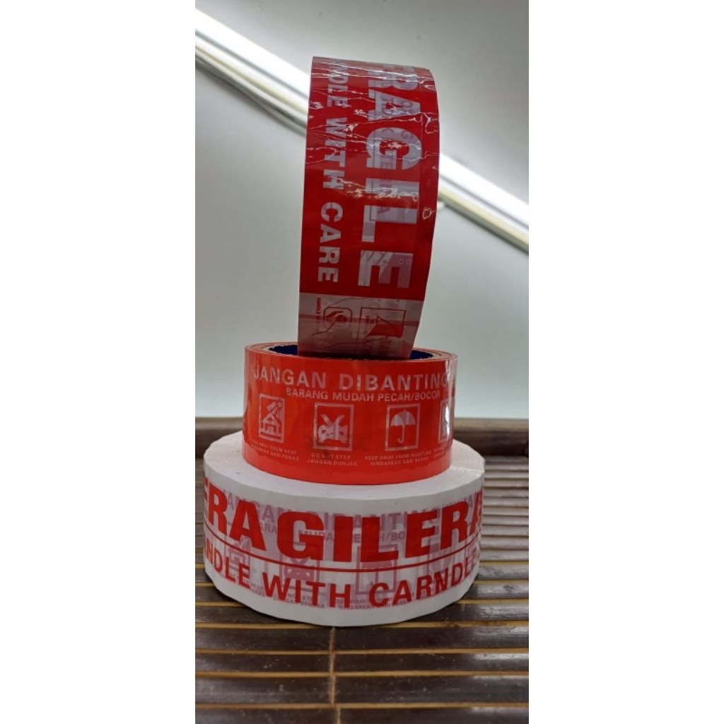 Jual lakban kabayan fragile merah 48mm x 300 x 1 rol | Shopee Indonesia