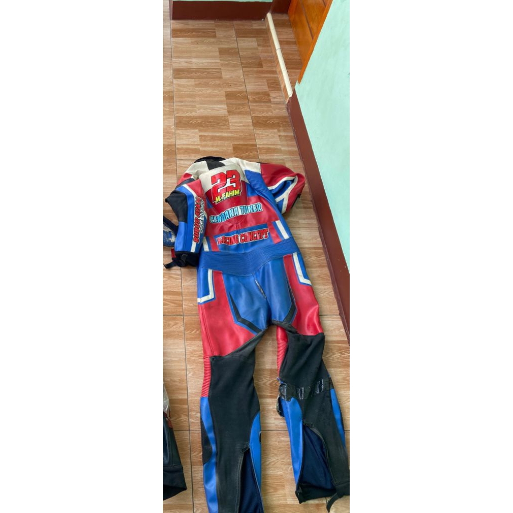 Jual werpack semi layak pakai | Shopee Indonesia
