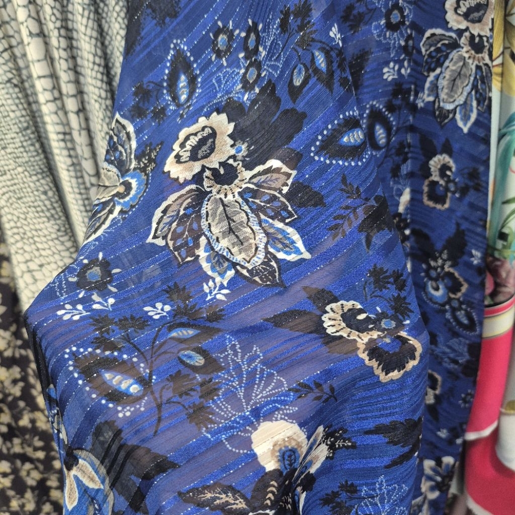Jual kain sifon motif-kain sifon uragiri gliter premium garment import ...