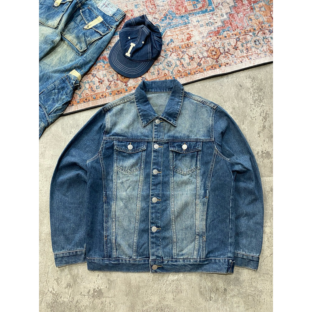 Jual TRUCKER DENIM FADDING | Shopee Indonesia