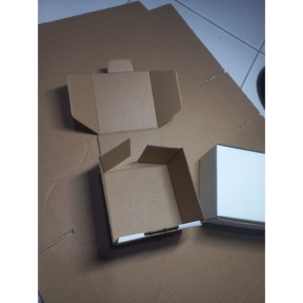Jual kardus 10×10×6cm/kardus sovenir/kardus asesoris/kardus hampers ...