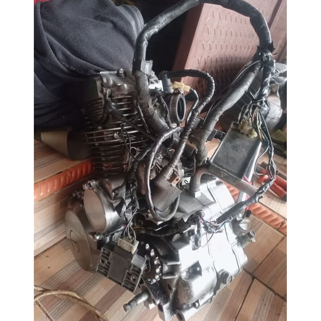 Jual mesin engine set Honda Tiger lawas Tilas tilam bukan Honda Tiger ...