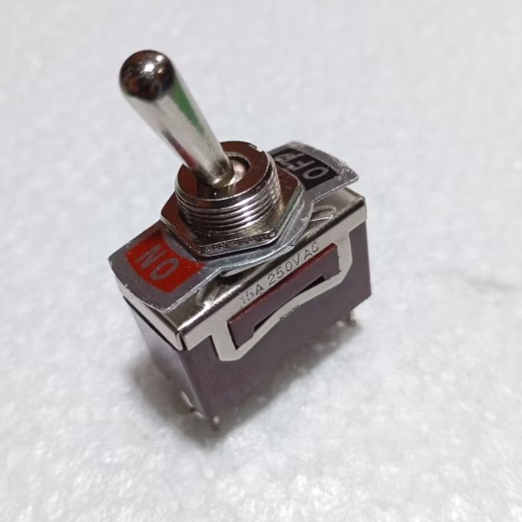 Jual 2 pin Toggle Switch 15A 250VAC Saklar Power On Off 2 kaki | Shopee ...