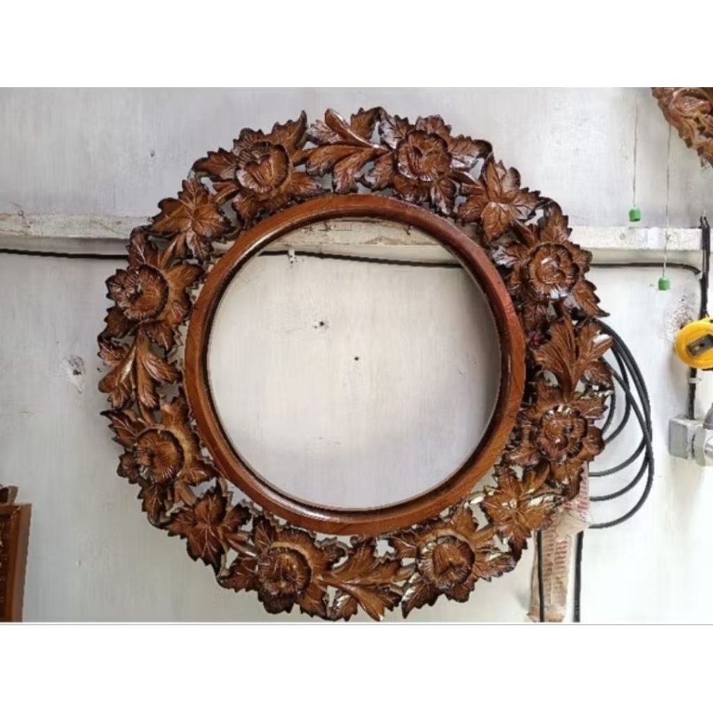 Jual Pigura bingkai cermin kaca ukiran mawar frame cermin ukir kayu ...