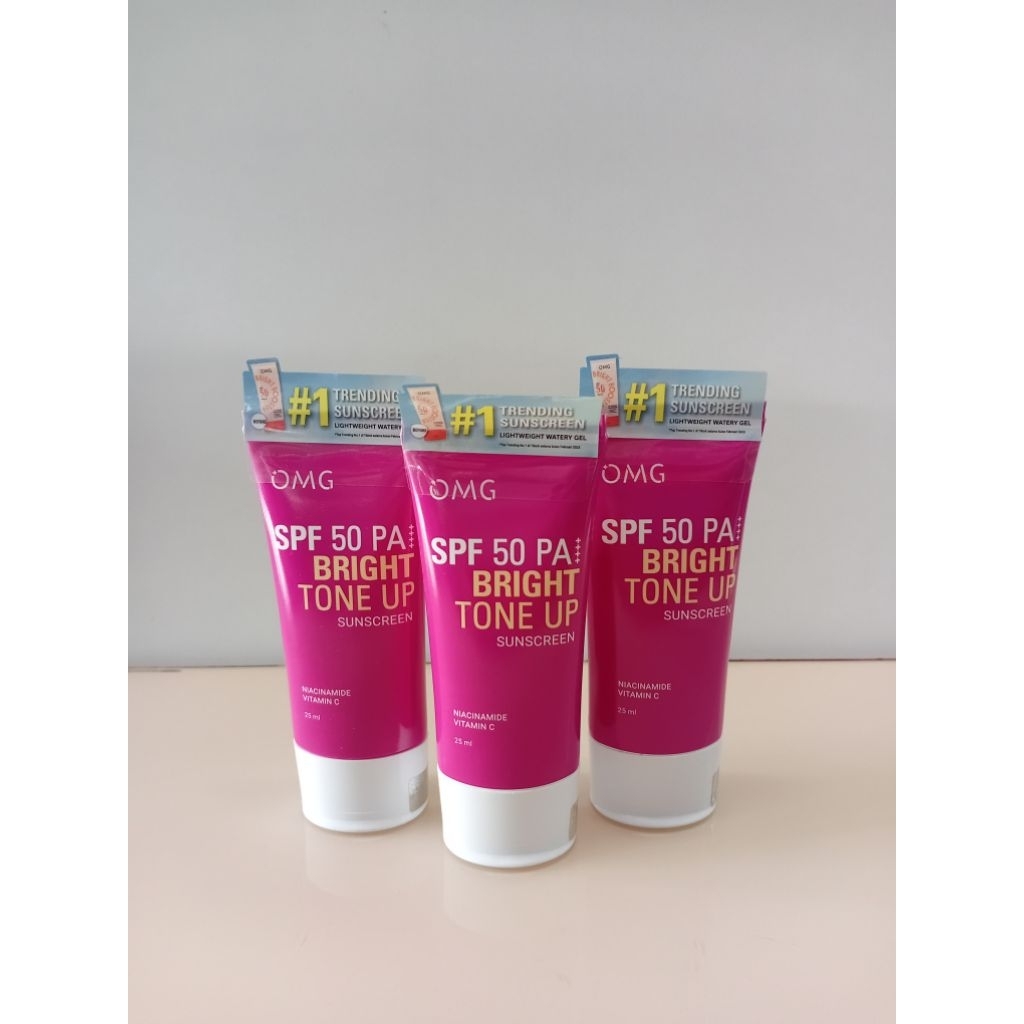 Jual OMG Bright Tone up UV Barrier Sunscreen SPF 50 PA++++ | Shopee ...