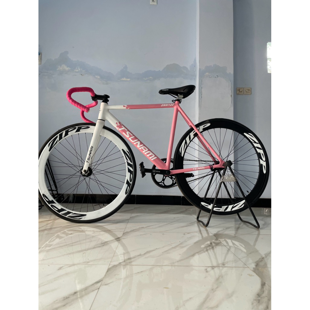 Jual Sepeda fixie tsunami kombinasi pink putih + bartape Pink | Shopee ...