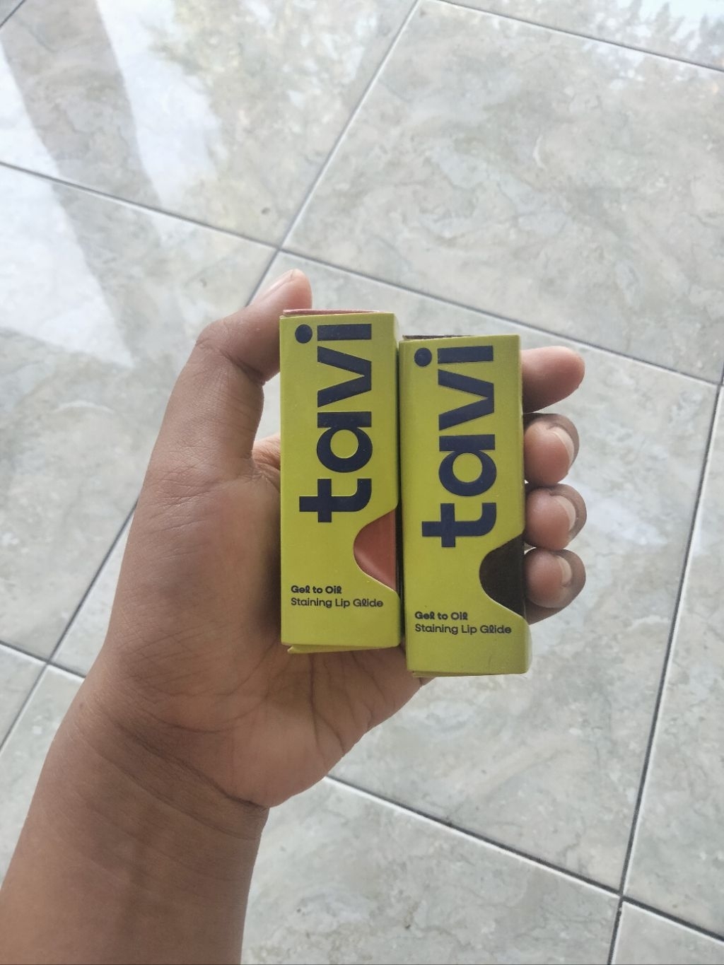 Jual PRELOVED TAVI GEL TO OIL STAINING LIP GLIDE 4 G (OIL INFUSED ...
