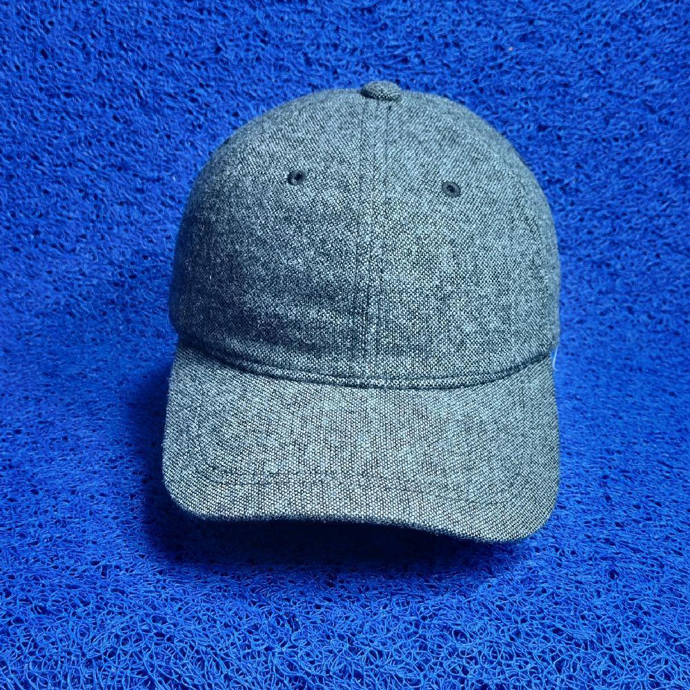 Jual topi uniqlo wool abu second original | Shopee Indonesia