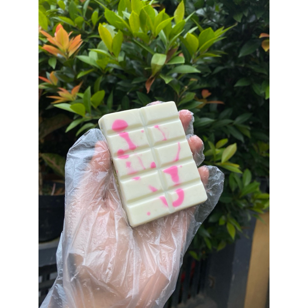 Jual COKLAT WHITE DUBAI ZIA CHOCO [40Gram] // (NEW) kunafa homemade ...