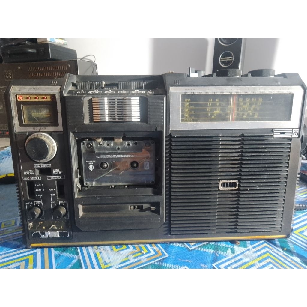Jual Boombox JVC RC-525SN / JVC RC-525SN RADIO CASSETTE RECORDER JVC RC ...