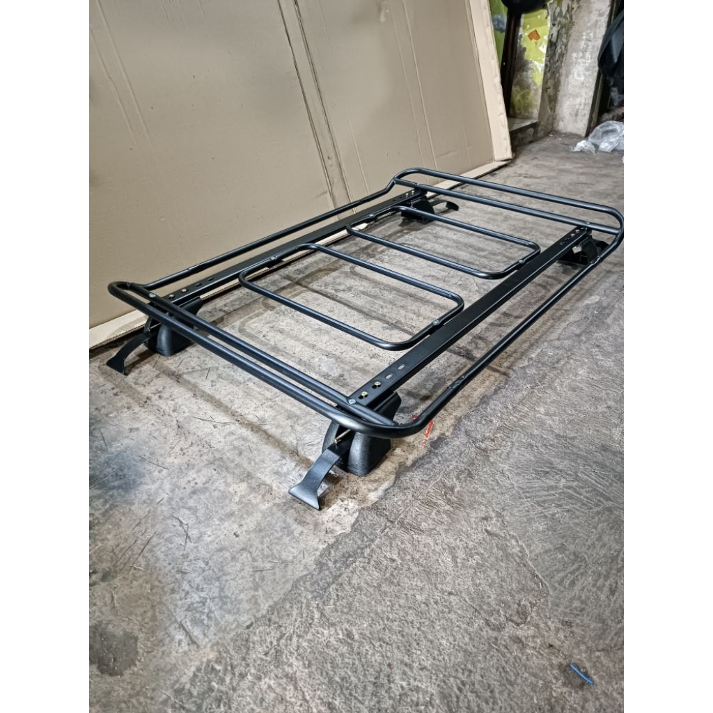 Jual Roof Rack Jack Sunrise Universal Atas Mobil 4 kaki Hitam / Rak ...