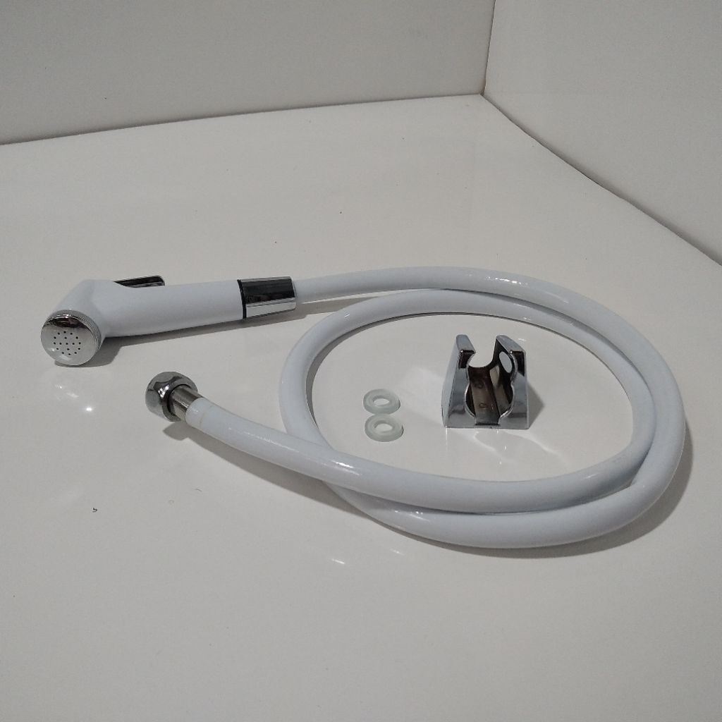 Jual SHOWER BIDET/SHOWER CEBOK/SHOWER PVC PUTIH KAMAR MANDI | Shopee ...