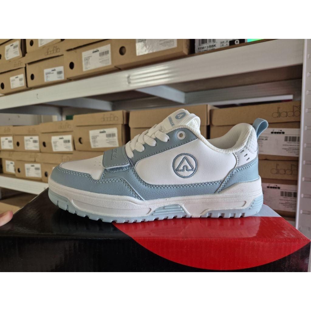 Jual Airwalk Sepatu Sneakers Chase White/Blue Original| Women Sneakers ...