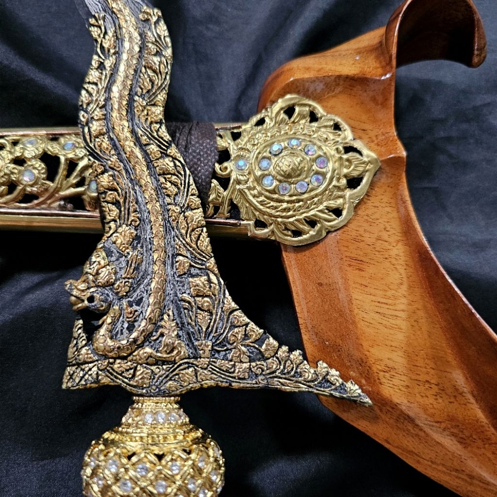 Jual Keris Nogo Sosro Luk 13 Kinatah Sepuh Emas Pamor Banyi Mili ...