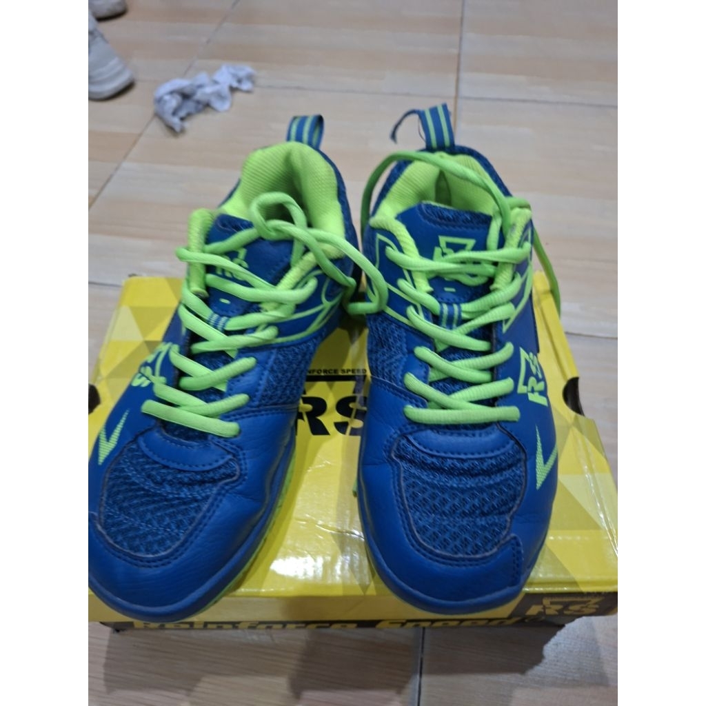 Jual Sepatu Badminton RS / (Reinforce Speed) | Shopee Indonesia