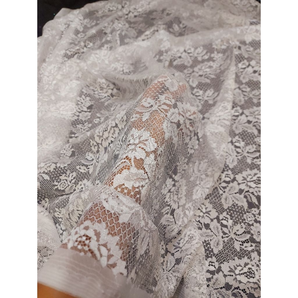 Jual kain brokat Chantily premium - kain brokat Chantily kebaya ...