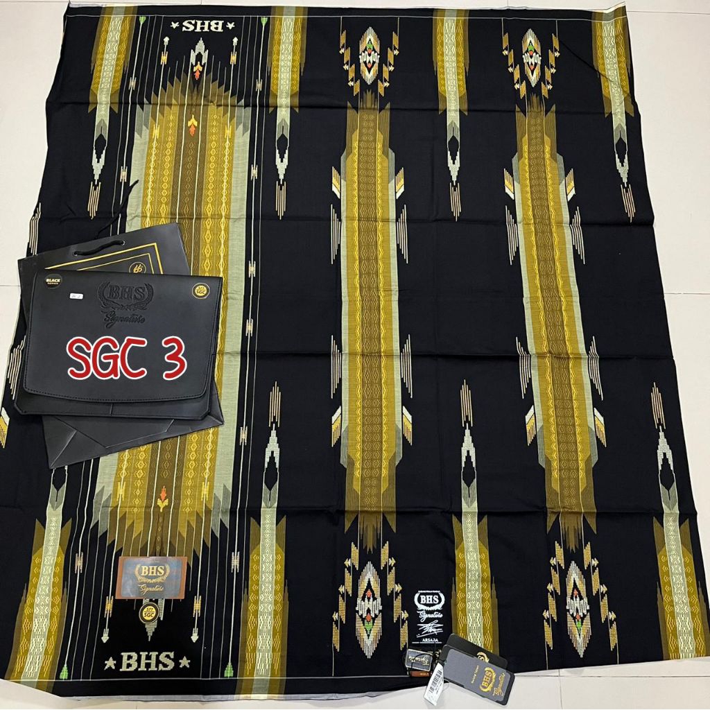 Jual SARUNG BHS SIGNATURE SGC SIN GOLD SERI HITAM | Shopee Indonesia