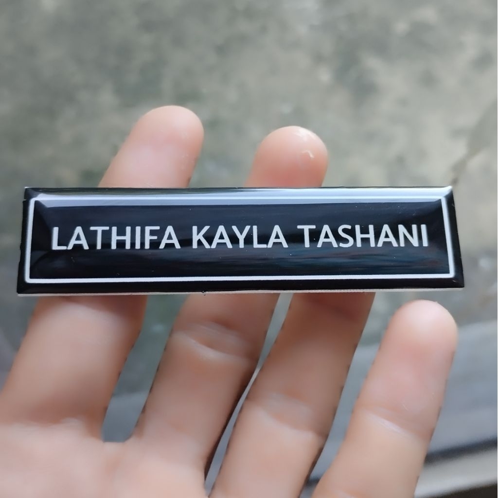 Jual Nametag Akrilik Lapis Resin / Nama dada / Pin Nama | Shopee Indonesia