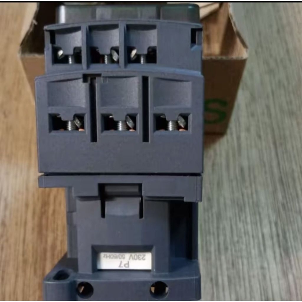 Jual Kontaktor LC1D09P7 230 VAC Contactor LC1D09 P7 230 Volt Schneider ...