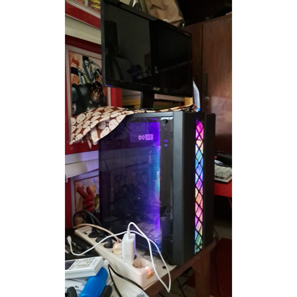 Jual PC dan Monitor LG 19M38A | Shopee Indonesia