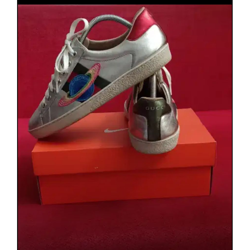 Jual Sepatu Gucci planet size 41-42 LIMITED EDITION ori Italia ( mantan ...