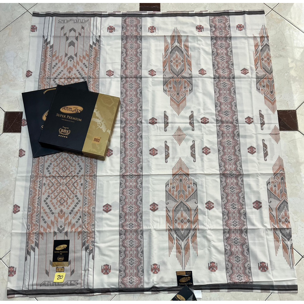 Jual Sarung Atlas Super Premium 980 Gold | Shopee Indonesia