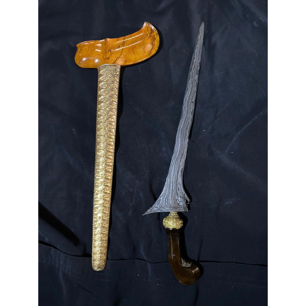 Jual keris santan luk 11 sepoh luk kembo pamor setro banyu estimasi pembuatan kerajaan ...
