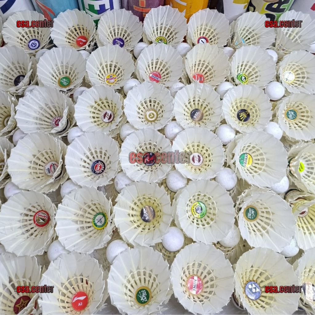 Jual 1 Slop | Shuttlecock Badminton Second 2nd For Game Turnamen ...