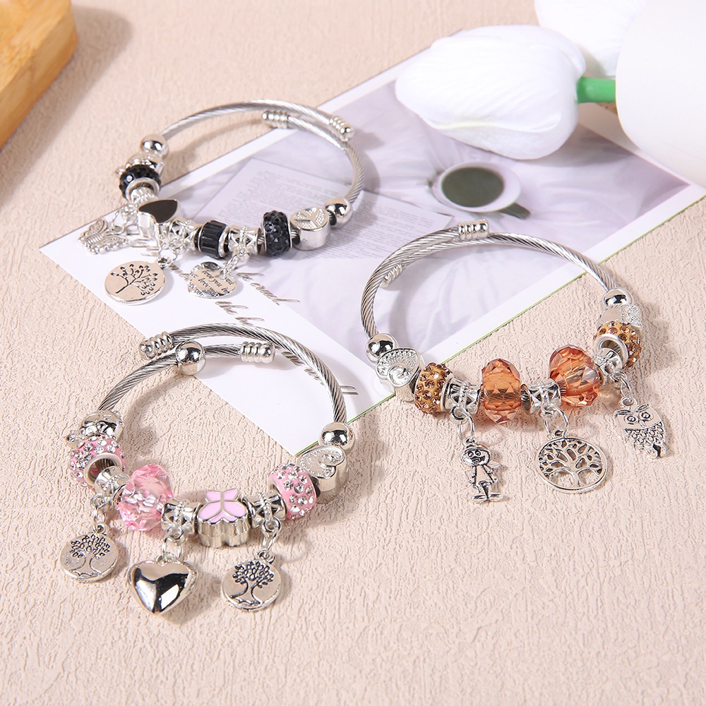Jual V2 - Gelang Titanium Dengan Liontin Cantik Gelang Pandora Cantik ...