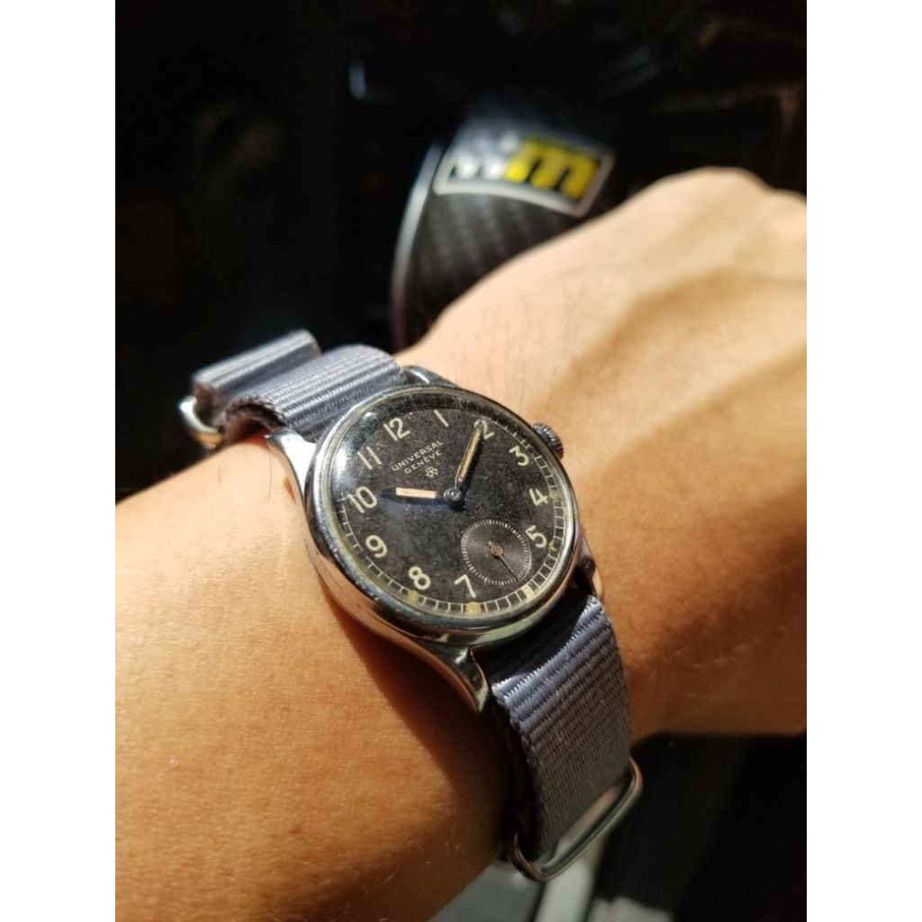 Jual 40s Vintage Universal Geneve Military Wilhelmina sub small second ...