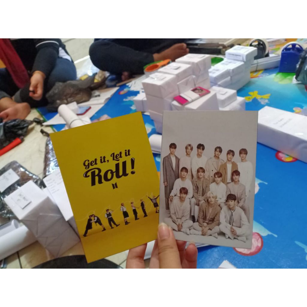 Jual CETAK FOTO UKURAN 6R 4 FOTO MURAH | Shopee Indonesia