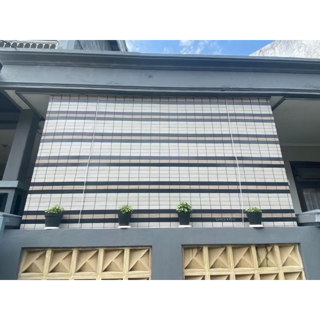 Jual kerey tirai PVC outdoor lengkap dengan tali penggulung | Shopee ...