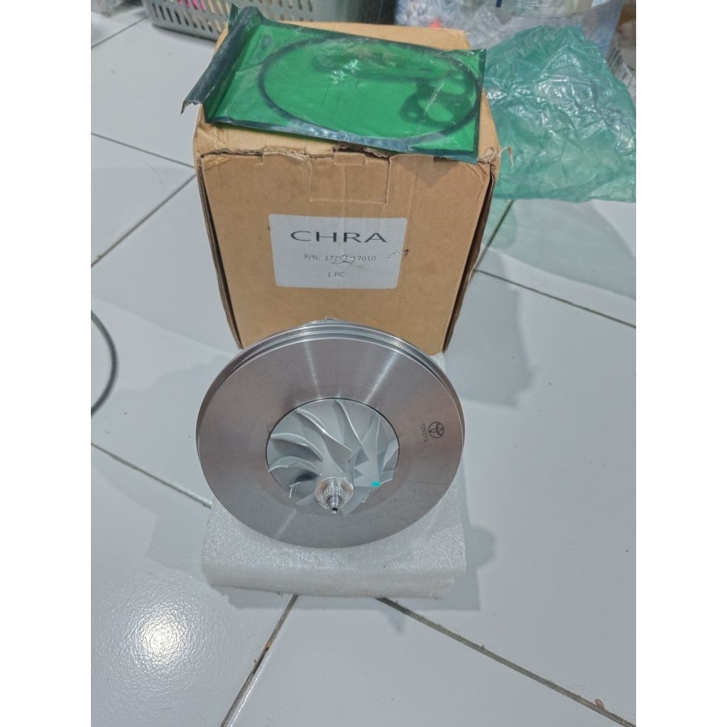 Jual Catridge Turbo Toyota Land Cruiser VX80 HDJ80 Original Thailand ...