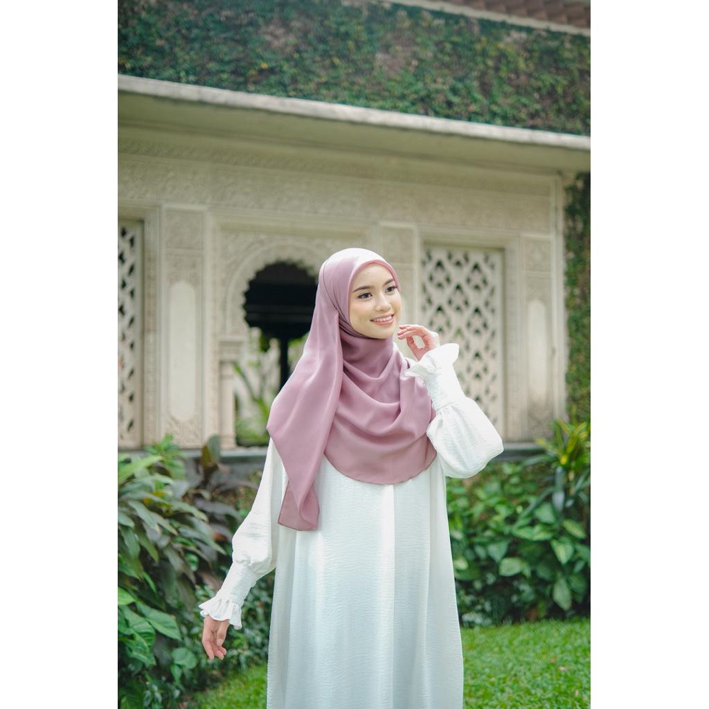 Jual Malay Scarf (Hijab Segiempat Malay 2 oval 130cm Polycotton Premium ...