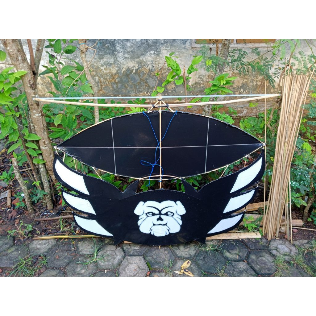 Jual layangan ram-raman motif dog 1,10meter siap terbang | Shopee Indonesia