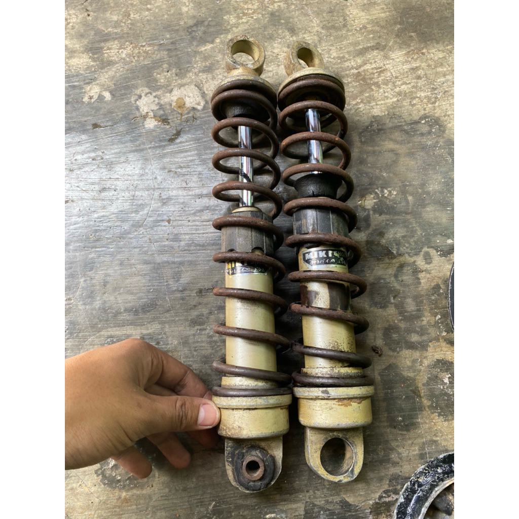 Jual SHOCK BELAKANG MIKI (360mm) | Shopee Indonesia