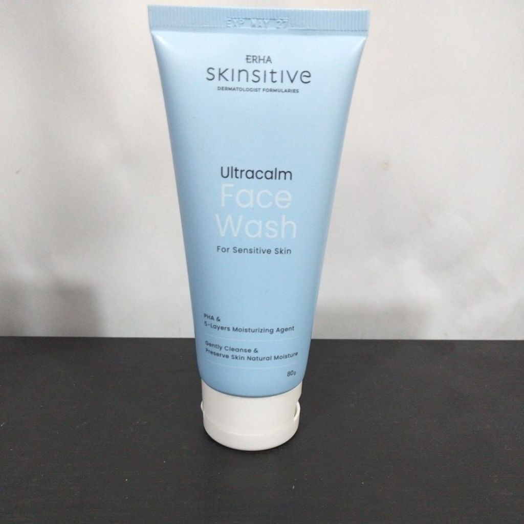 Jual Erha Skinsitive Ultracalm Face Wash 80gr | Shopee Indonesia