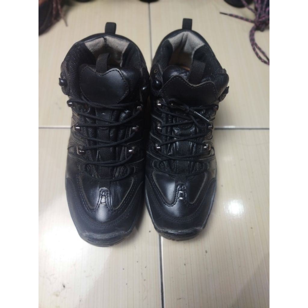 Jual Sepatu Outdoor No Brand Size 40 (250) | Shopee Indonesia