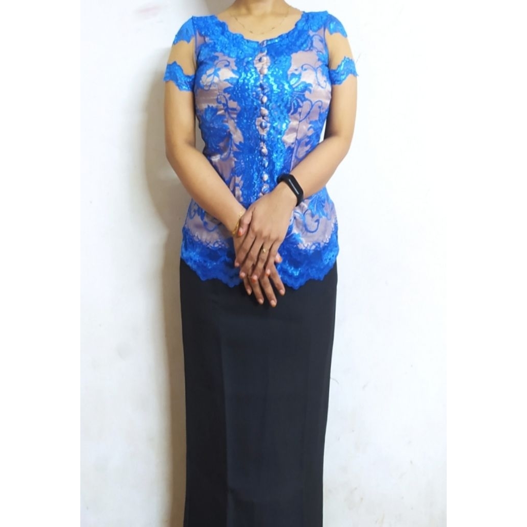 Jual Baju Kebaya wanita Brokat renda Biru Neon, preloved | Shopee Indonesia