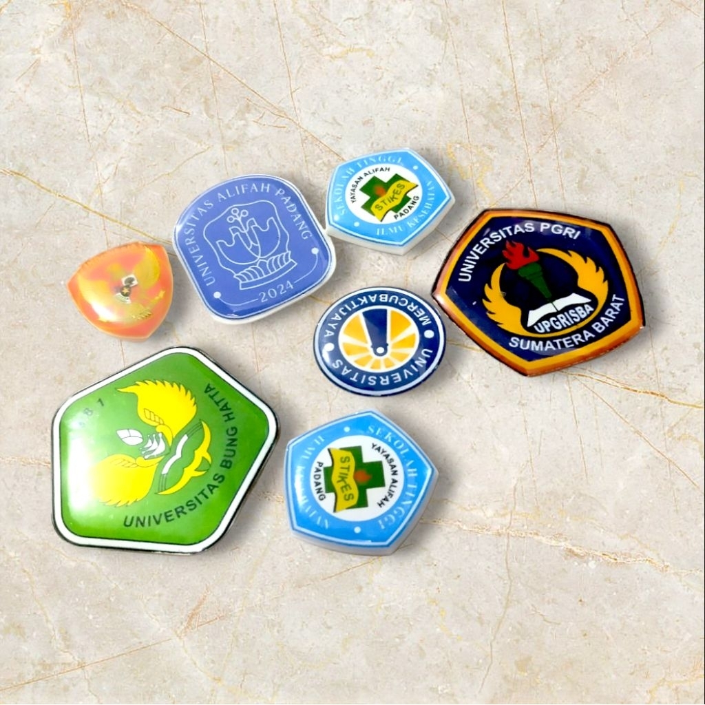 Jual BROS PIN LOGO CUSTOM / PIN LOGO AKRILIK PREMIUM | Shopee Indonesia